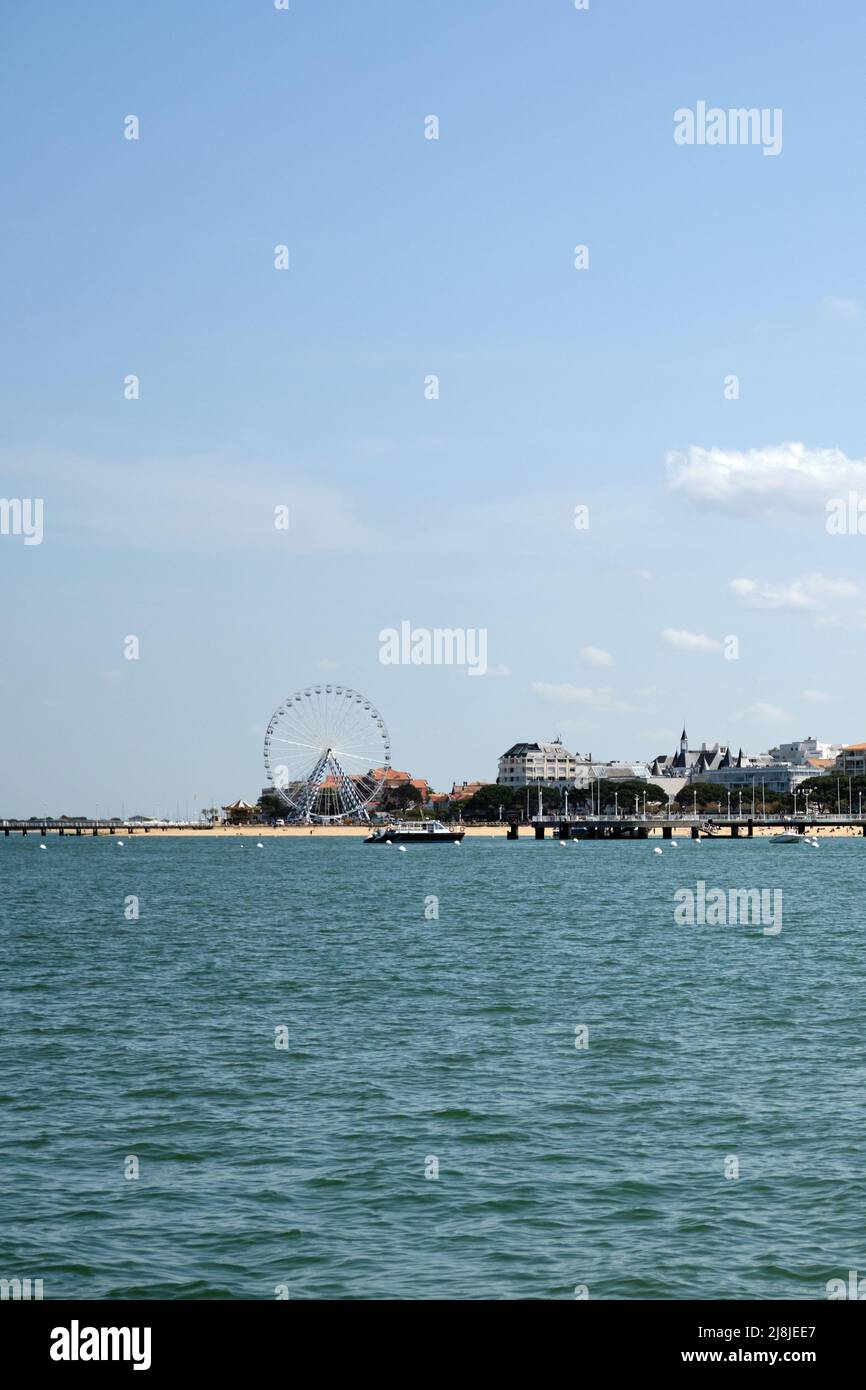 Atlantic ocean sky ferris wheel hi-res stock photography and images - Alamy
