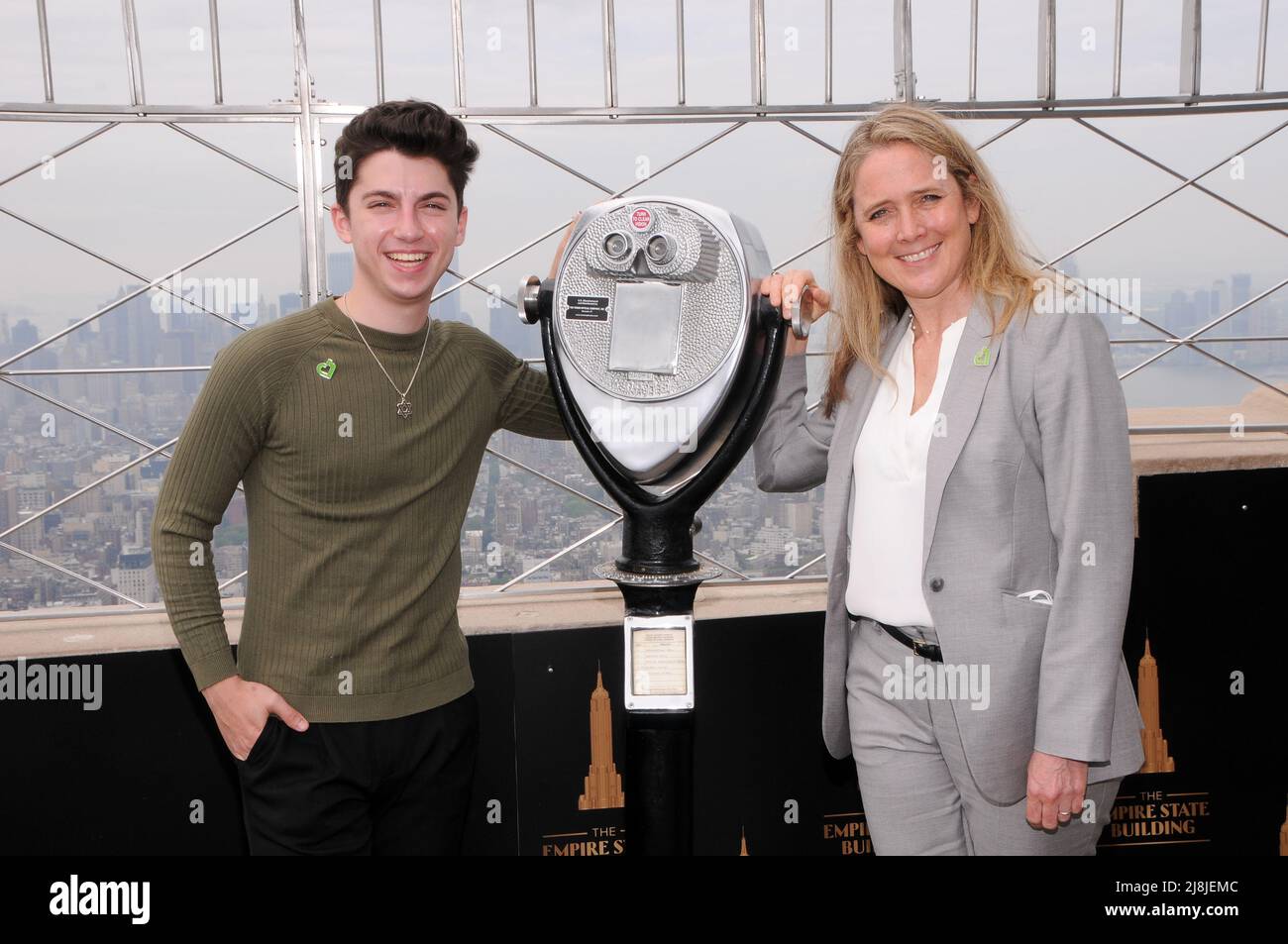 Eitan Bernath and Jen McLean, COO of City Harvest, visit the Empire ...