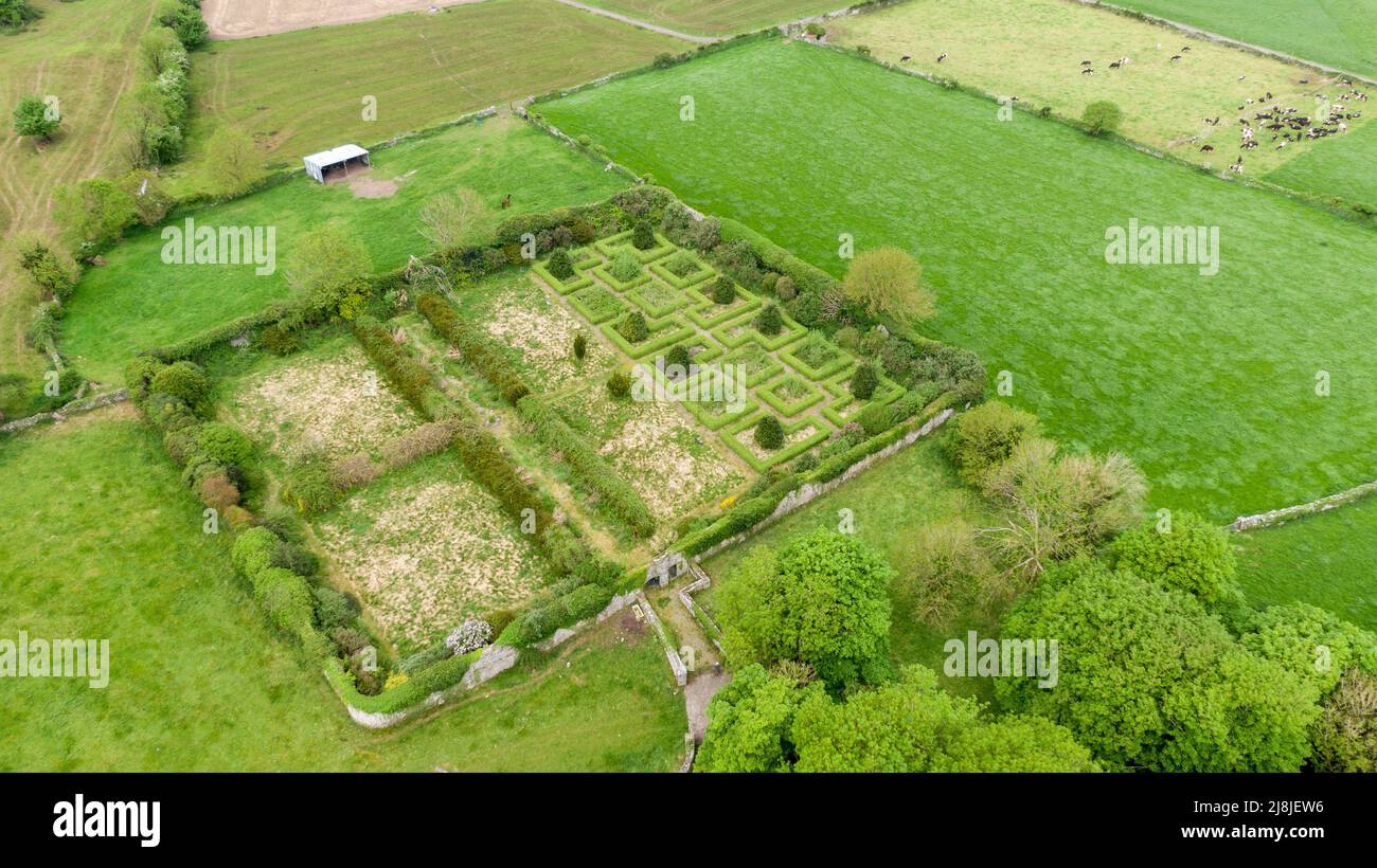 knappogue castle and surroundings Co. Clare Ireland, 15th Century ...