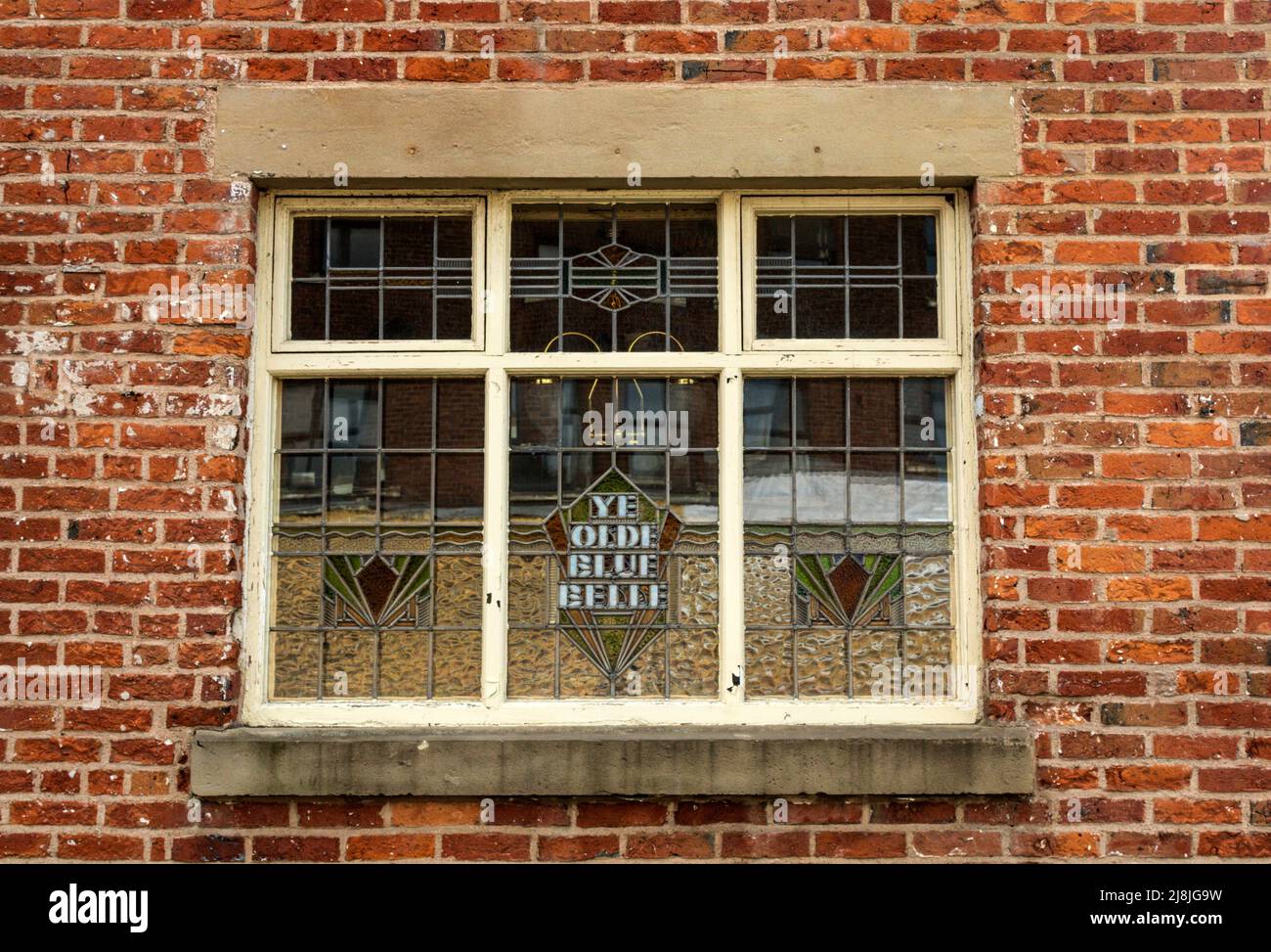Leaded window at Ye Olde Blue Bell. Church Street, Preston Stock Photo - Alamy