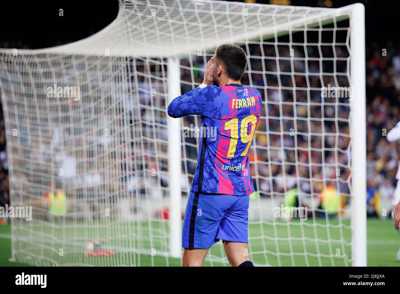 BARCELONA - APR 14: Ferran Torres in action during the Uefa Europa ...