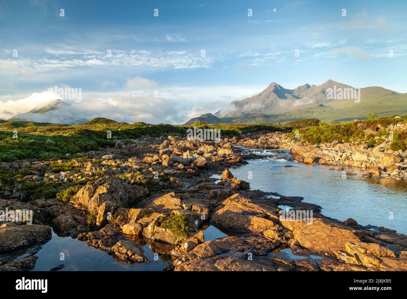 The River Sligachan looking towards the Cuillin mountain range, Isle of ...