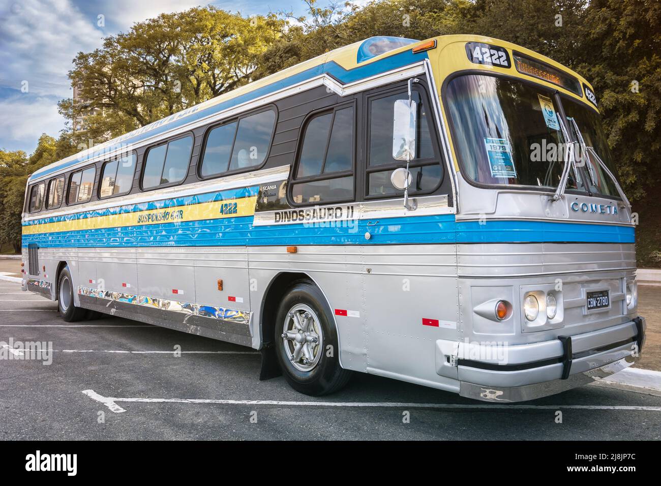 Vehicle Ciferal Dinossauro Scania BR116 on display at Bus Brasil Fest ...
