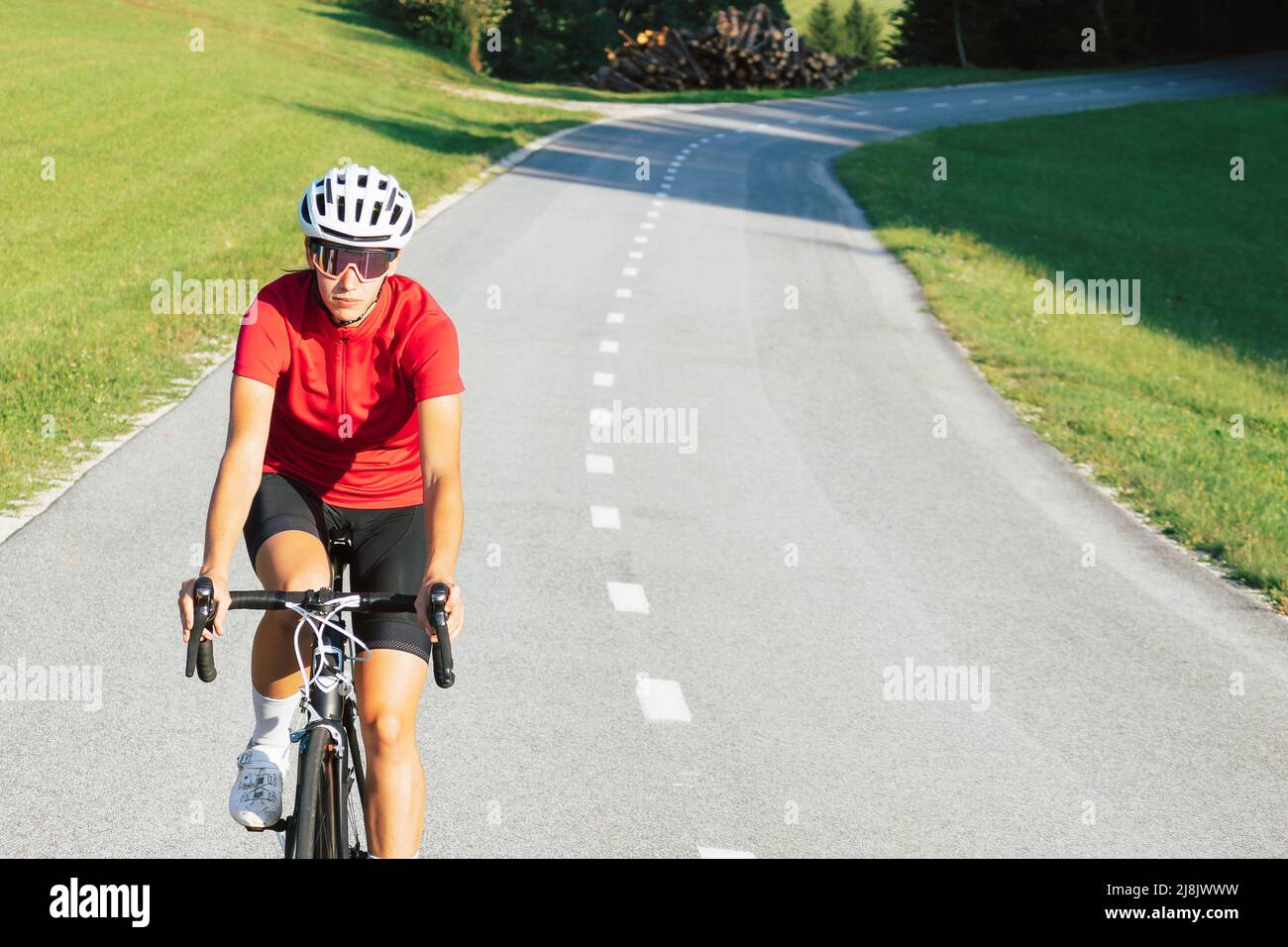 Female bike racer hi-res stock photography and images - Alamy