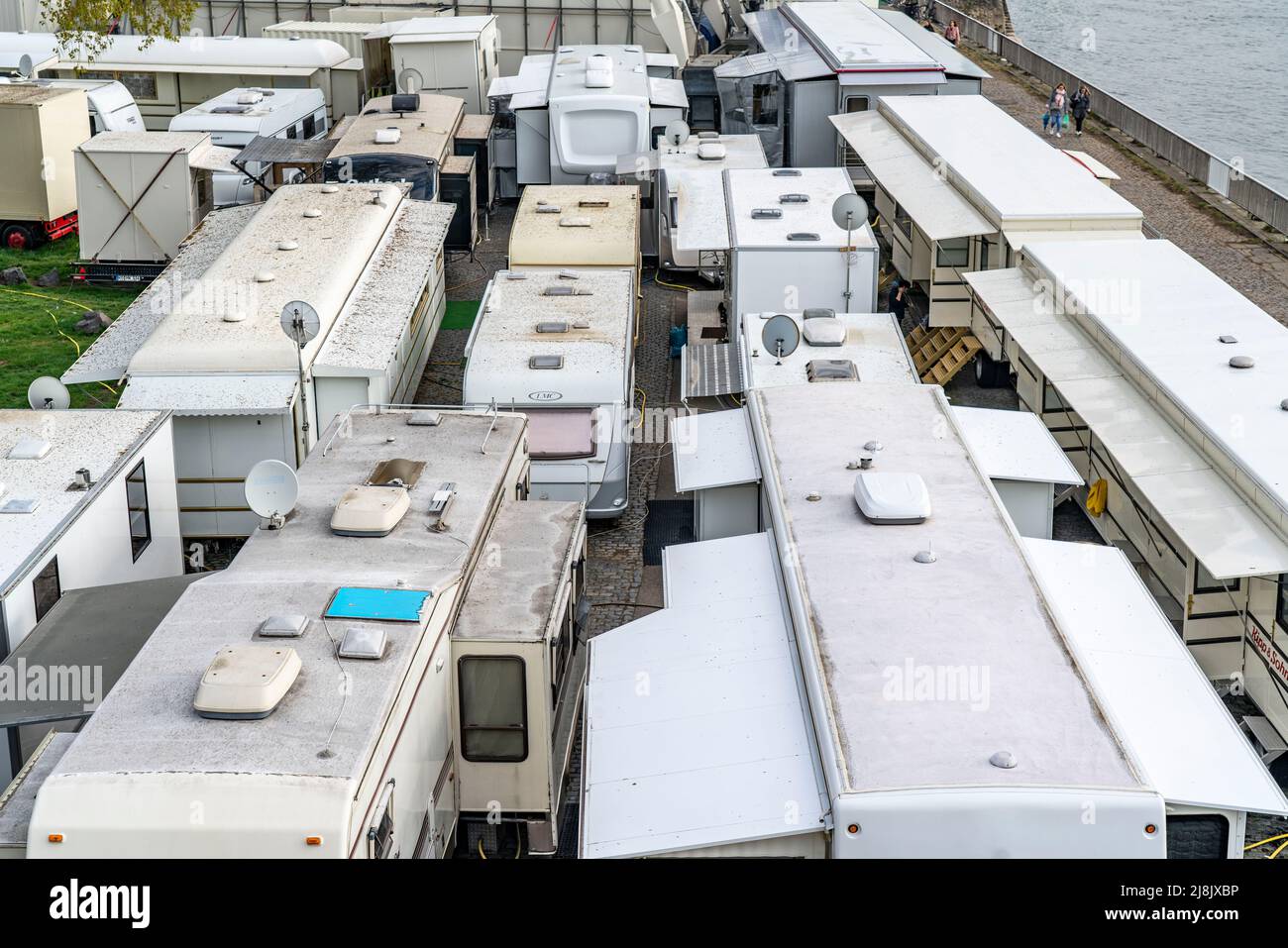 Funfair, fair, camp of the showmen, caravans of the funfair operators ...