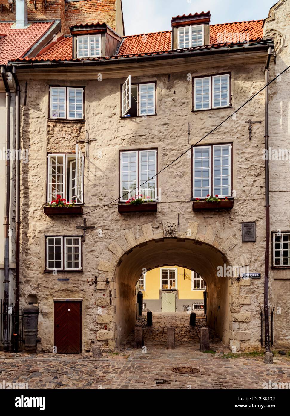 The Swedish Gate, Old Town, Riga, Latvia Stock Photo - Alamy