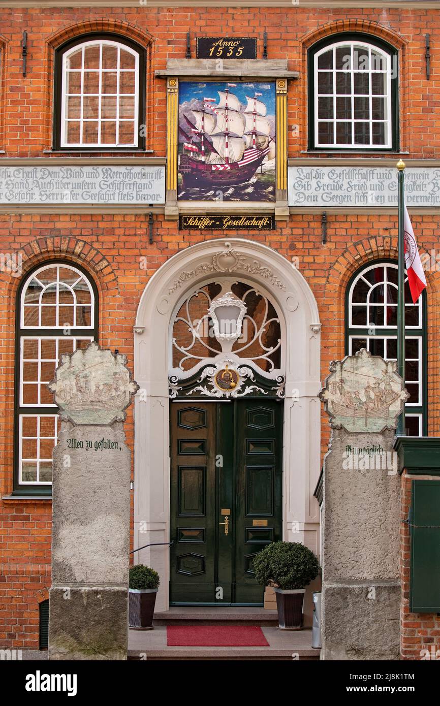 Entrance european section old hi-res stock photography and images - Alamy