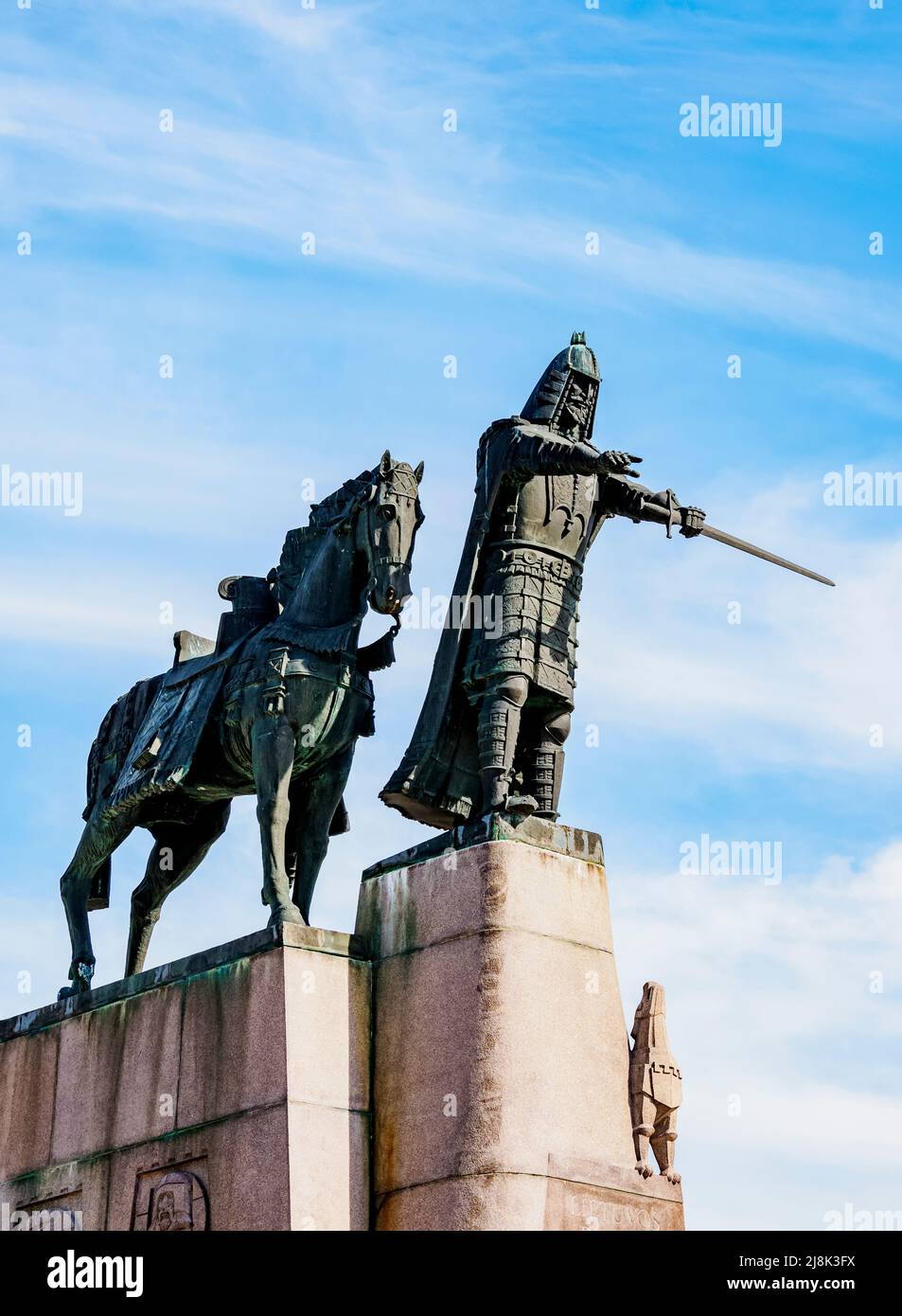 Monument to Grand Duke Gediminas, Vilnius, Lithuania Stock Photo - Alamy