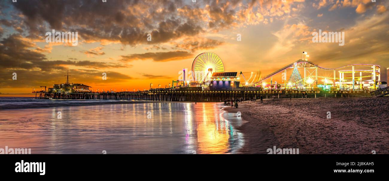 Santa Monica pier Stock Photo - Alamy
