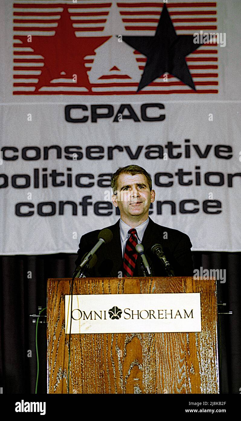 WASHINGTON, DC - FEBRUARY 19, 1992 Lt. Colonel Oliver North addresses ...