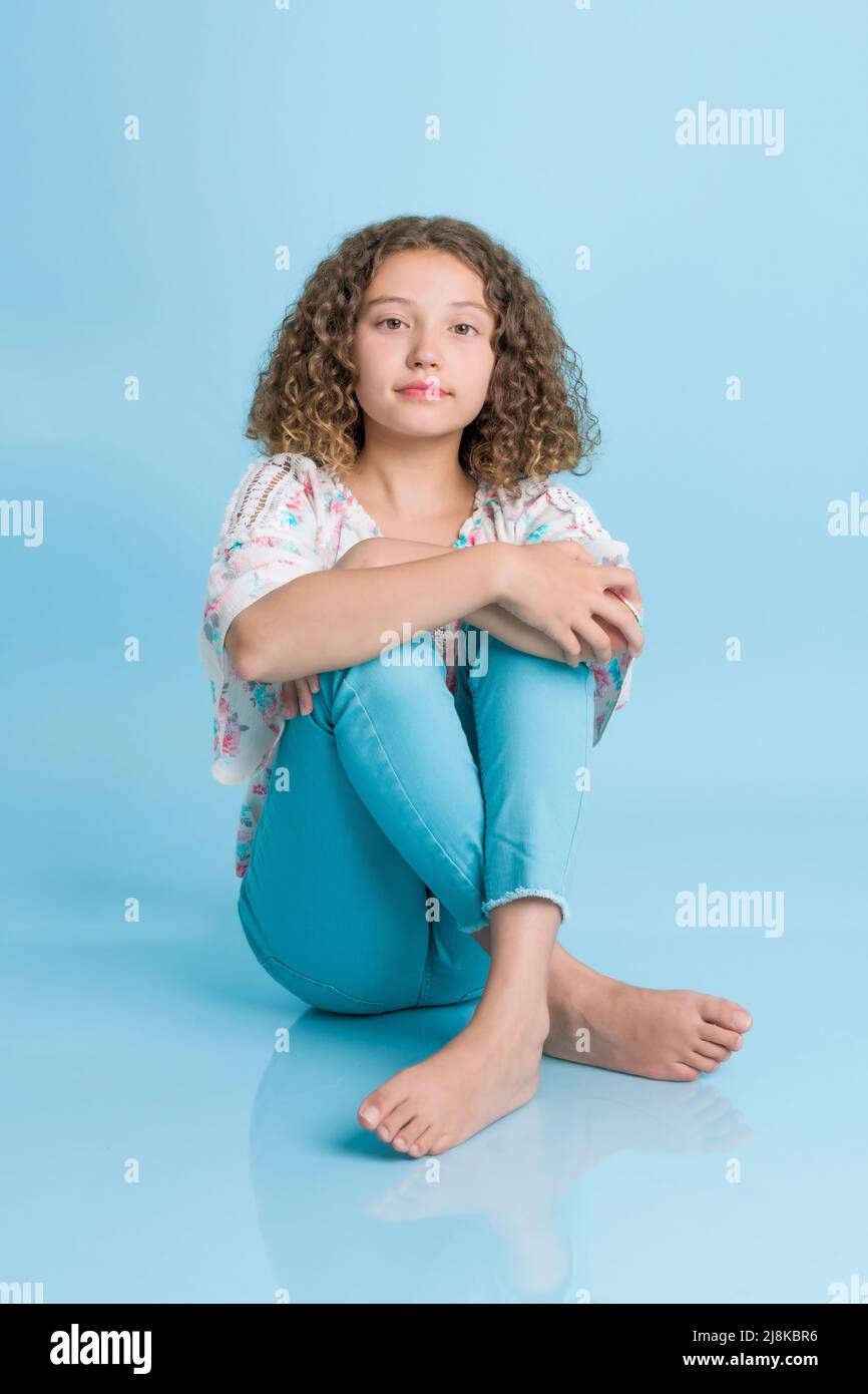 Tween girl feet hi-res stock photography and images - Alamy