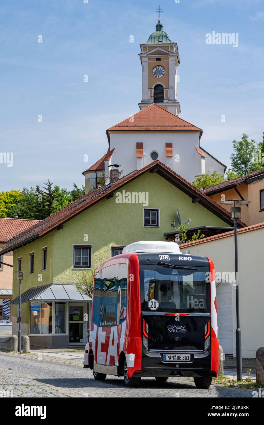 Bad Birnbach, Germany. 16th May, 2022. A driverless bus is parked in ...