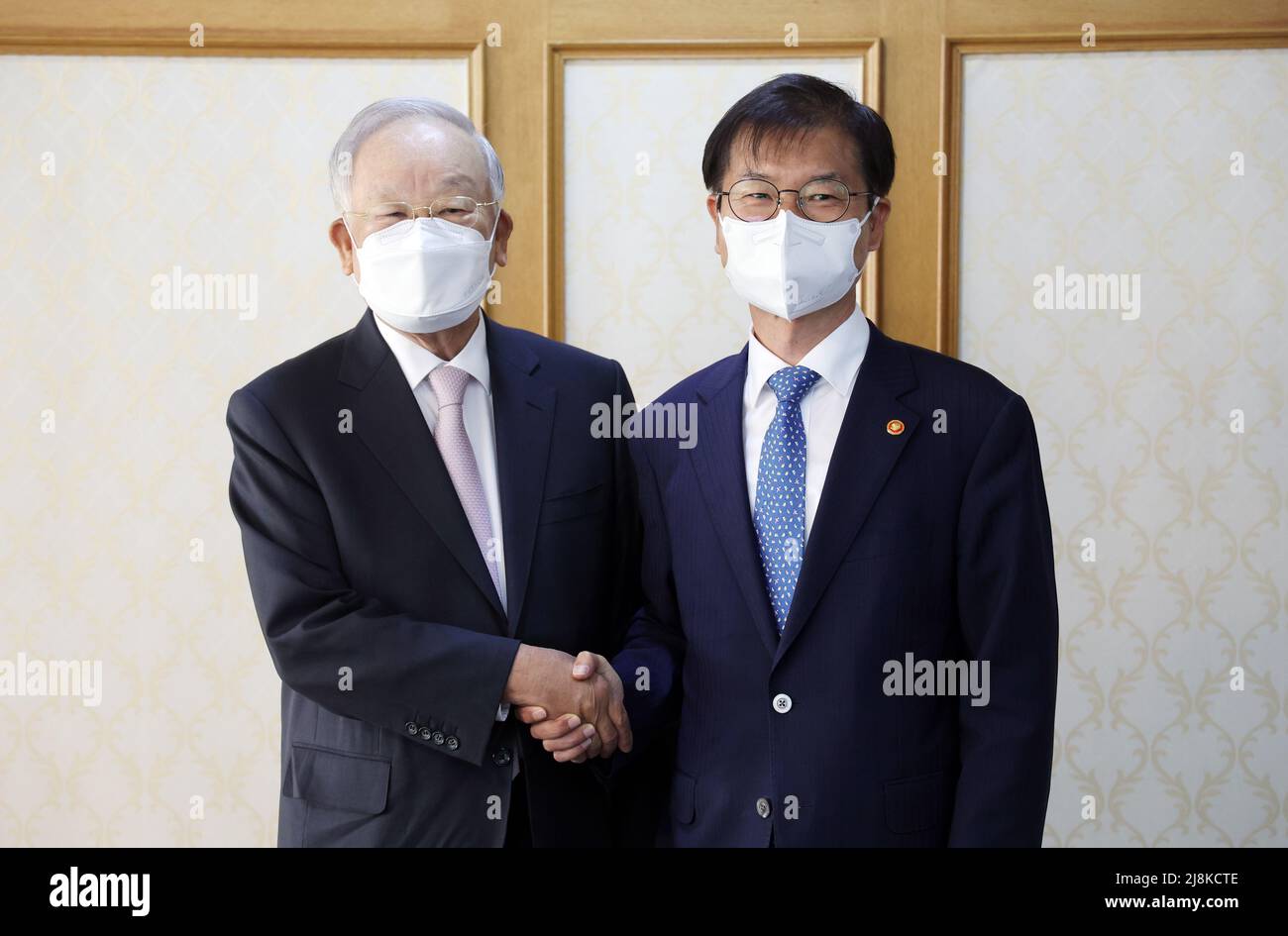 17th May, 2022. Labor minister meets employers' body chief Employment ...