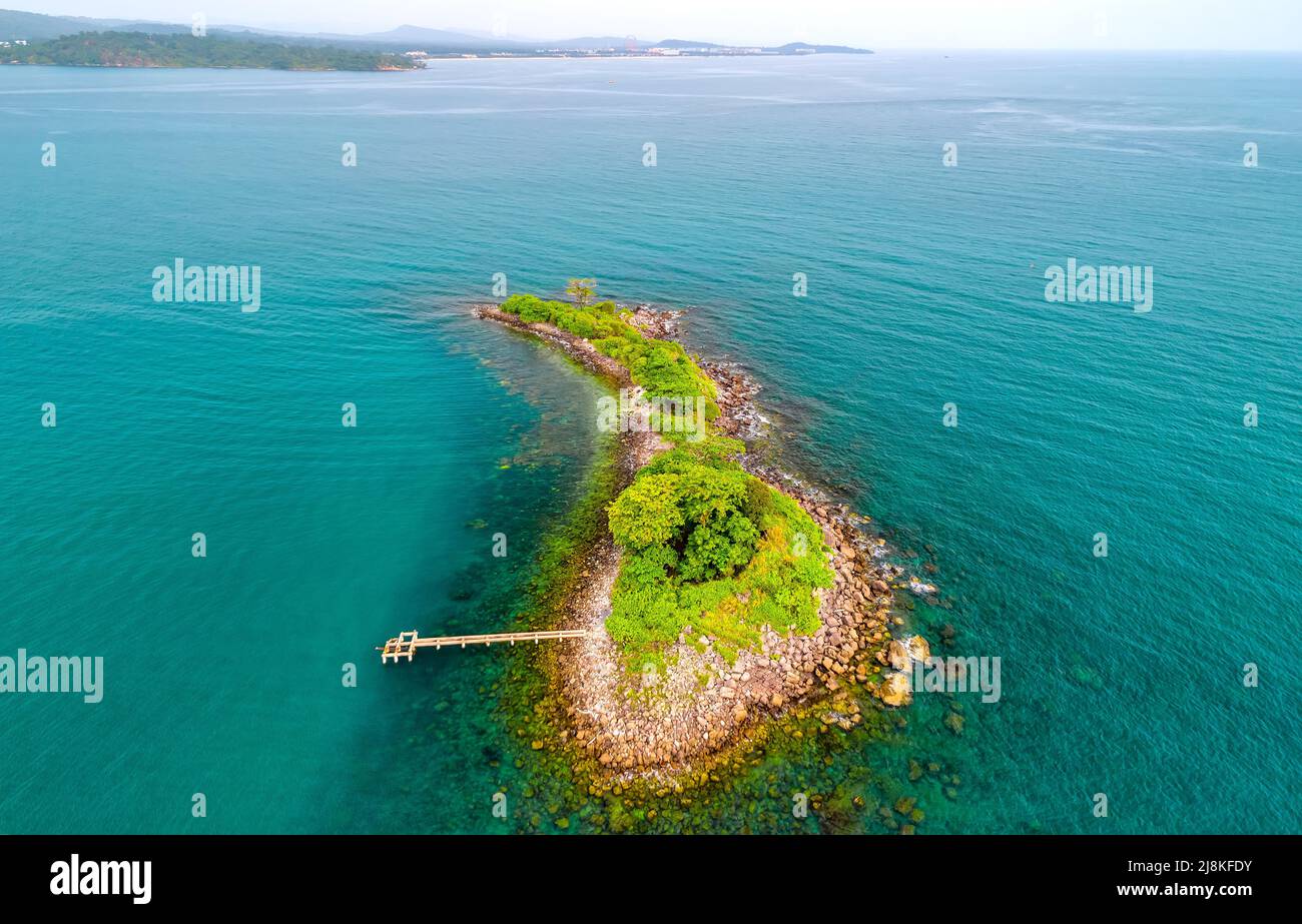Aerial view of a desert island in a turquoise water located in the Gulf ...