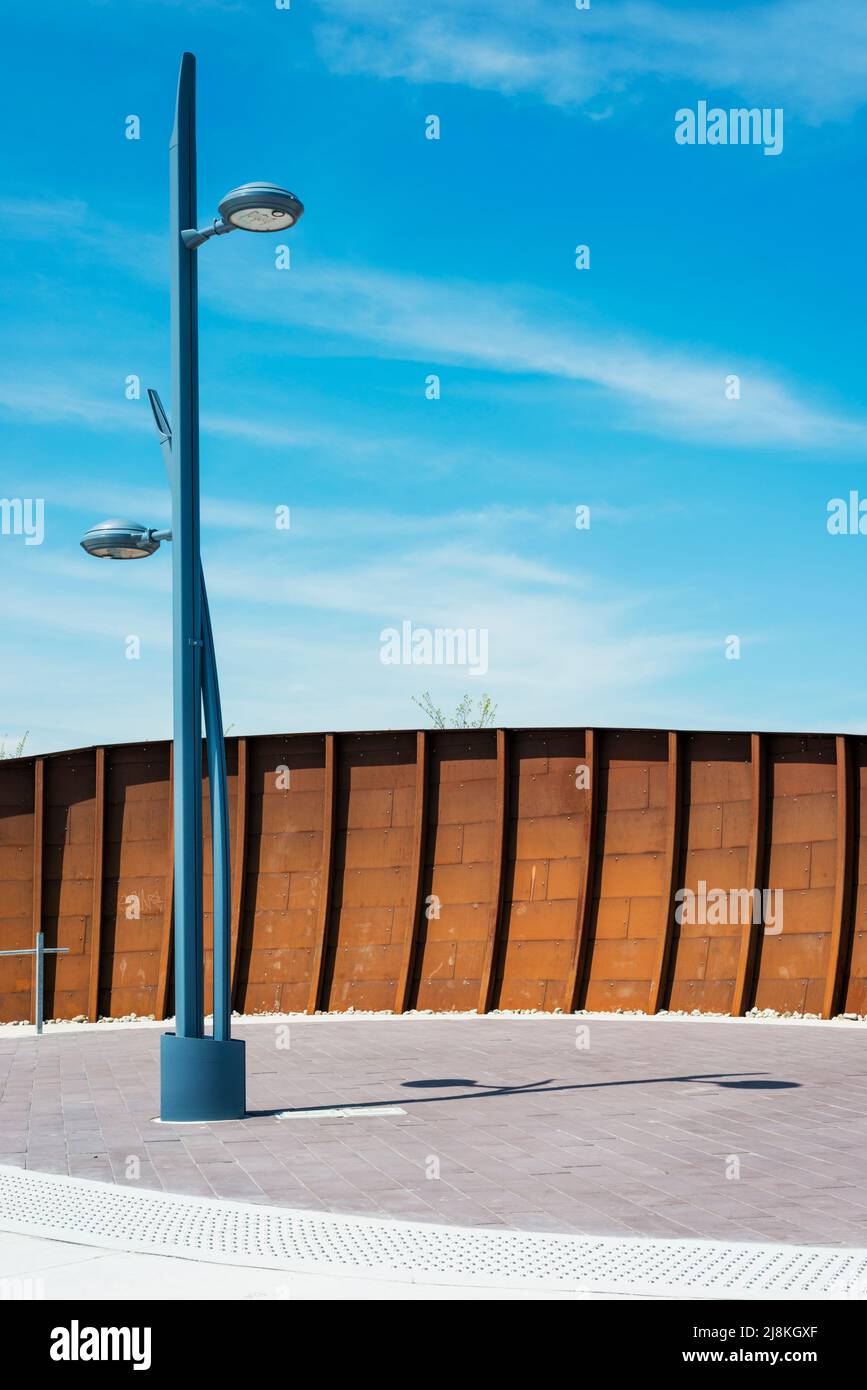 Pier 8 hamiltonian dock hi-res stock photography and images - Alamy