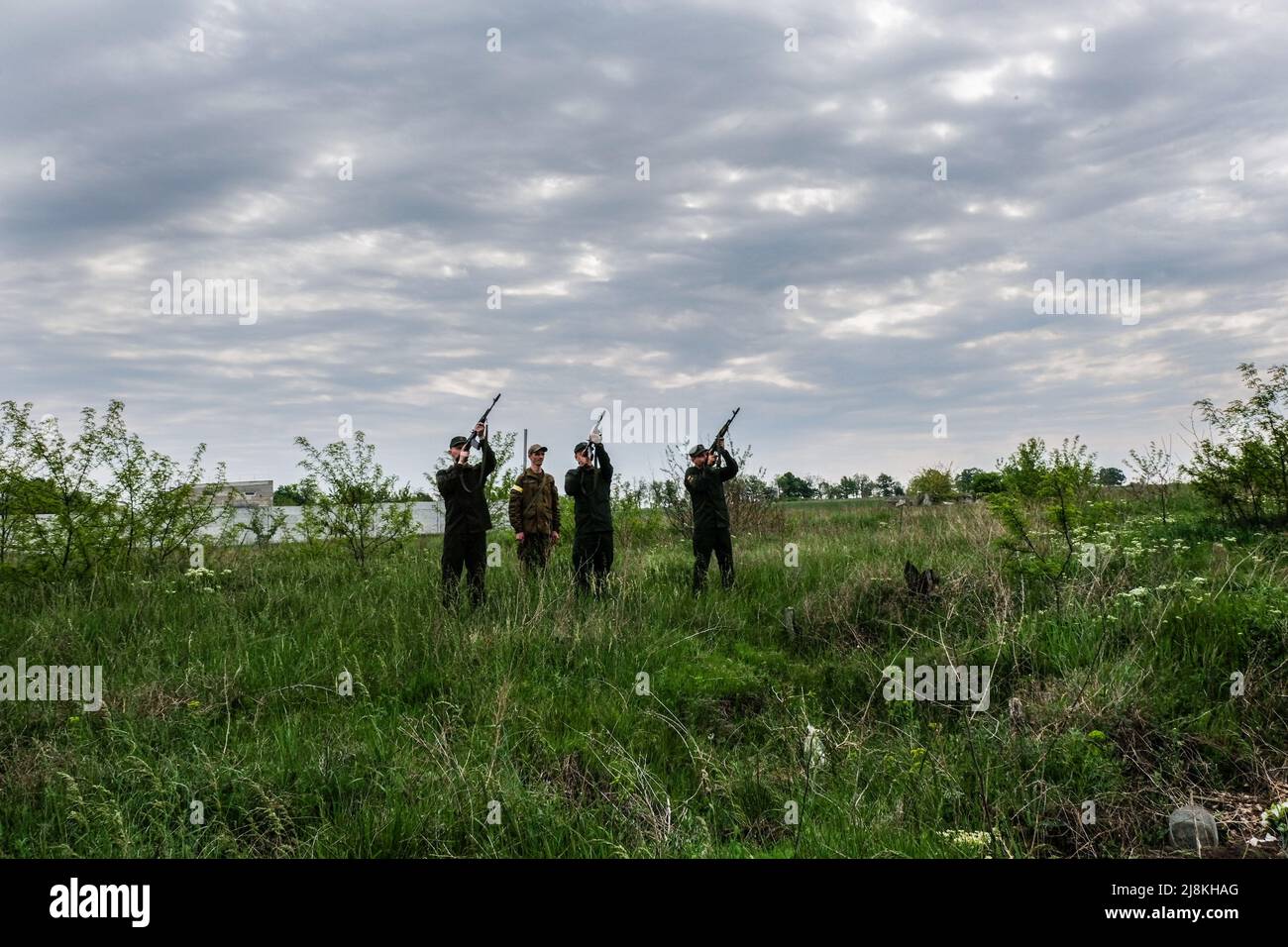 Three volley salute hi-res stock photography and images - Alamy