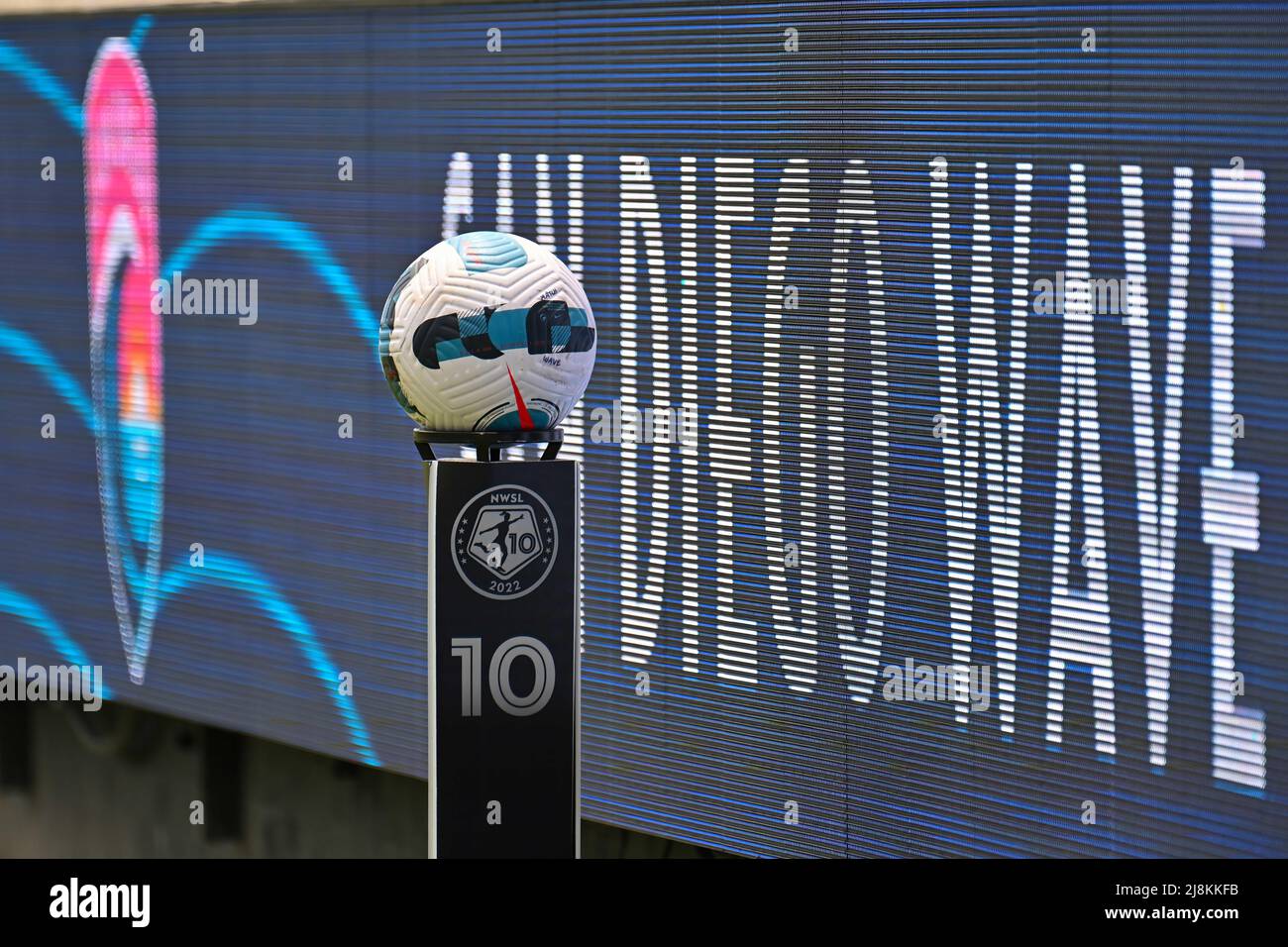 Nwsl ball hi-res stock photography and images - Alamy
