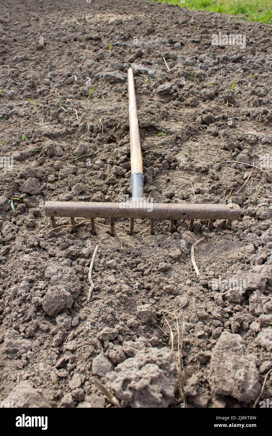 Earth dirt metal hi-res stock photography and images - Alamy