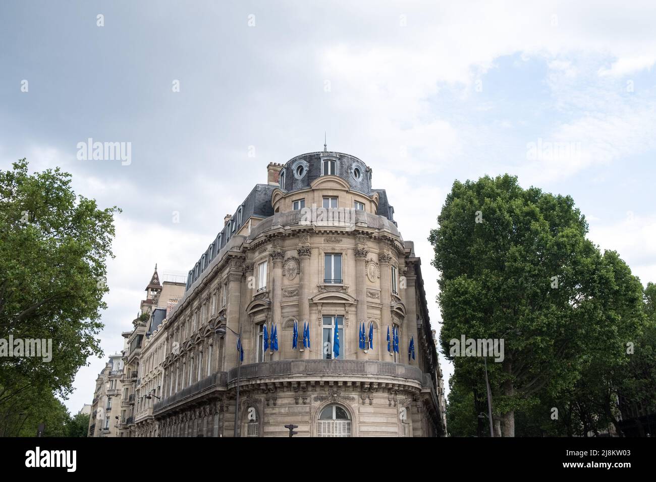 France, Paris. Illustration of daily life. Photograph by Martin ...