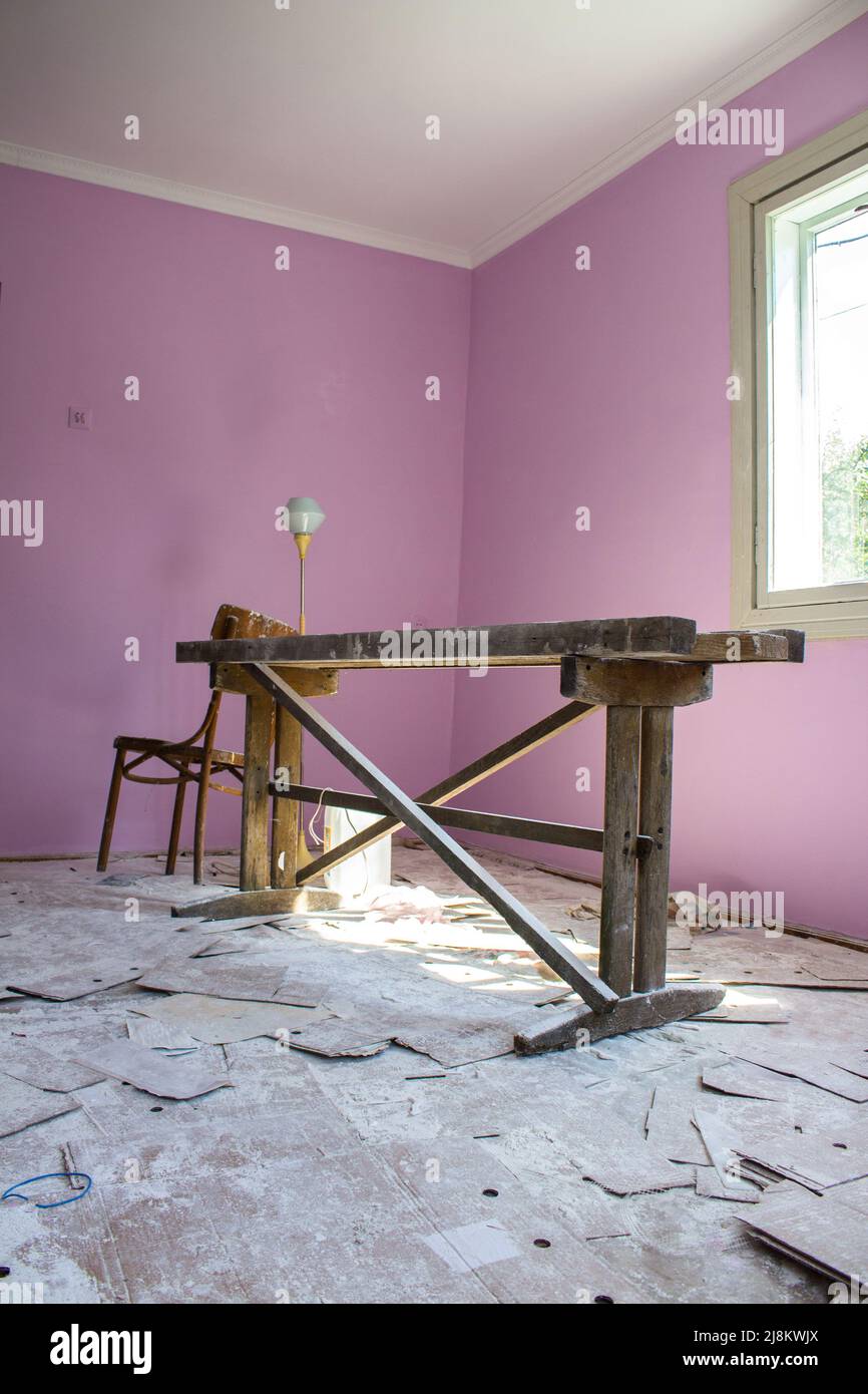 repair room after painting Stock Photo - Alamy