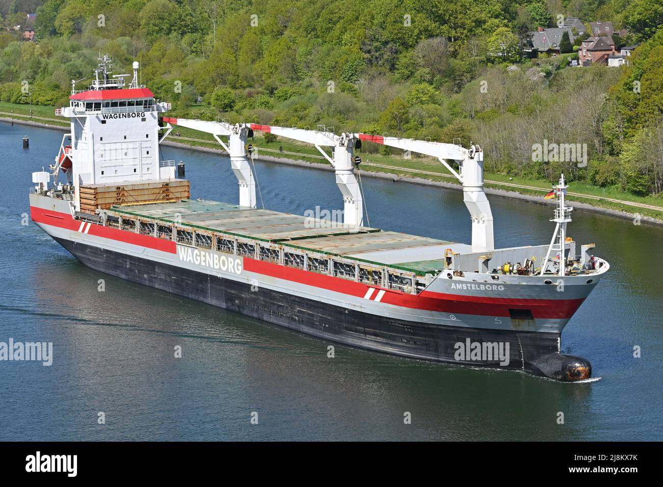 The borg ship hi-res stock photography and images - Alamy