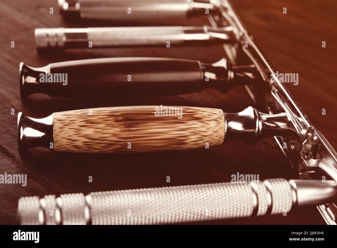 Set of razors on wooden background Stock Photo - Alamy