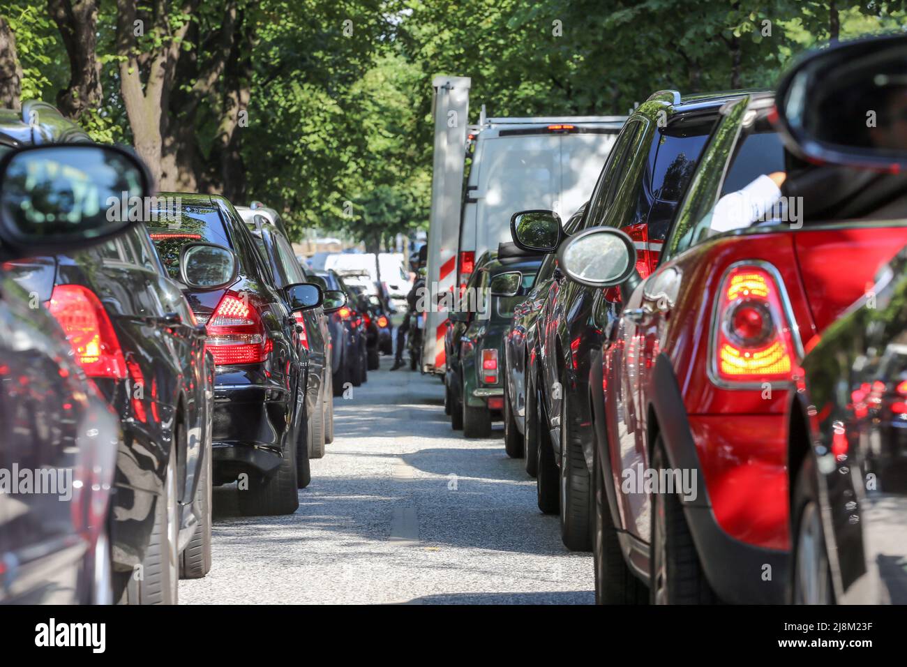 car stuck in traffic jam Stock Photo - Alamy