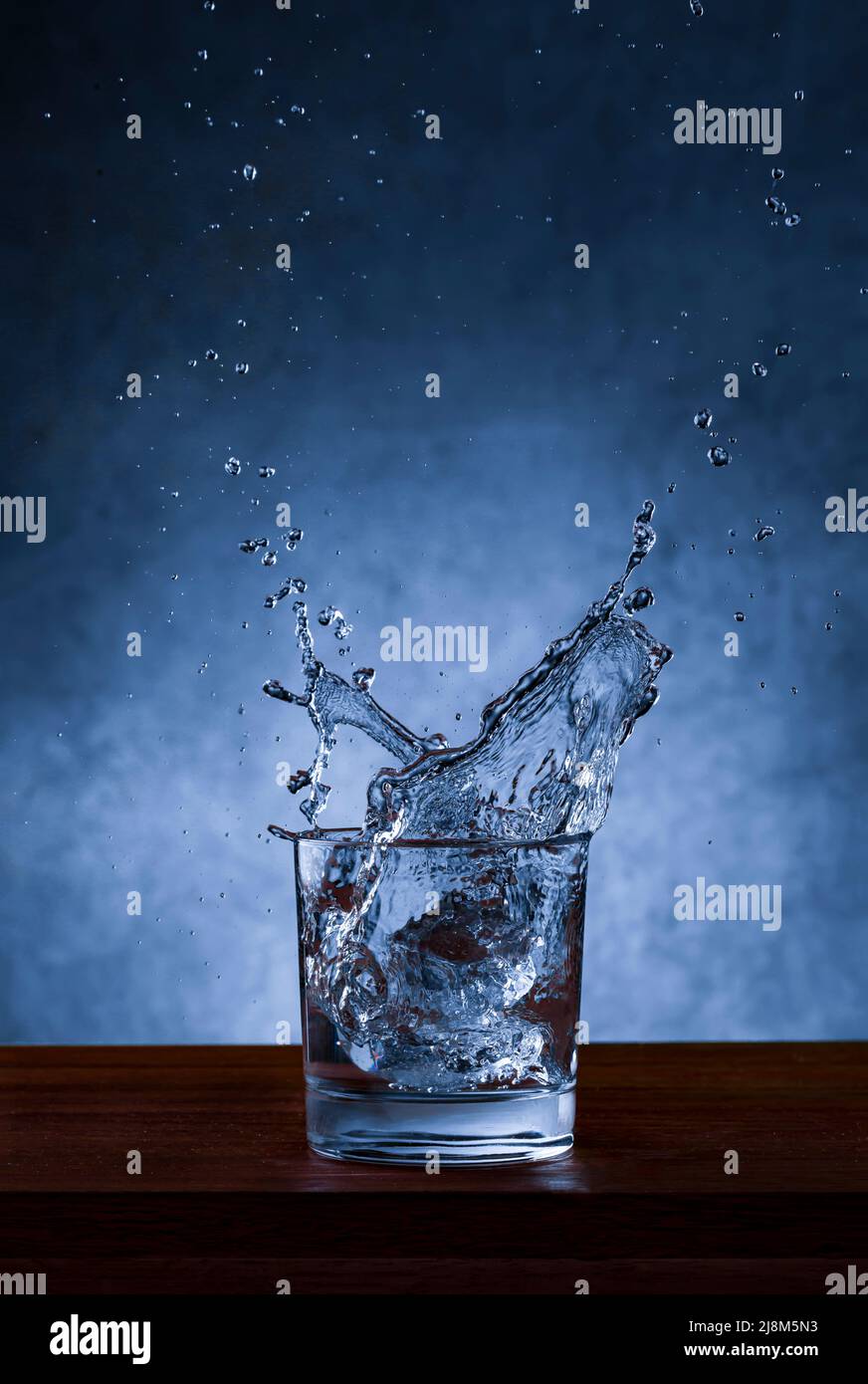 high speed flash splash shot Stock Photo - Alamy