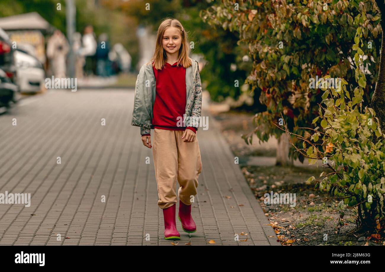 Preteen girl autumn portrait Stock Photo - Alamy