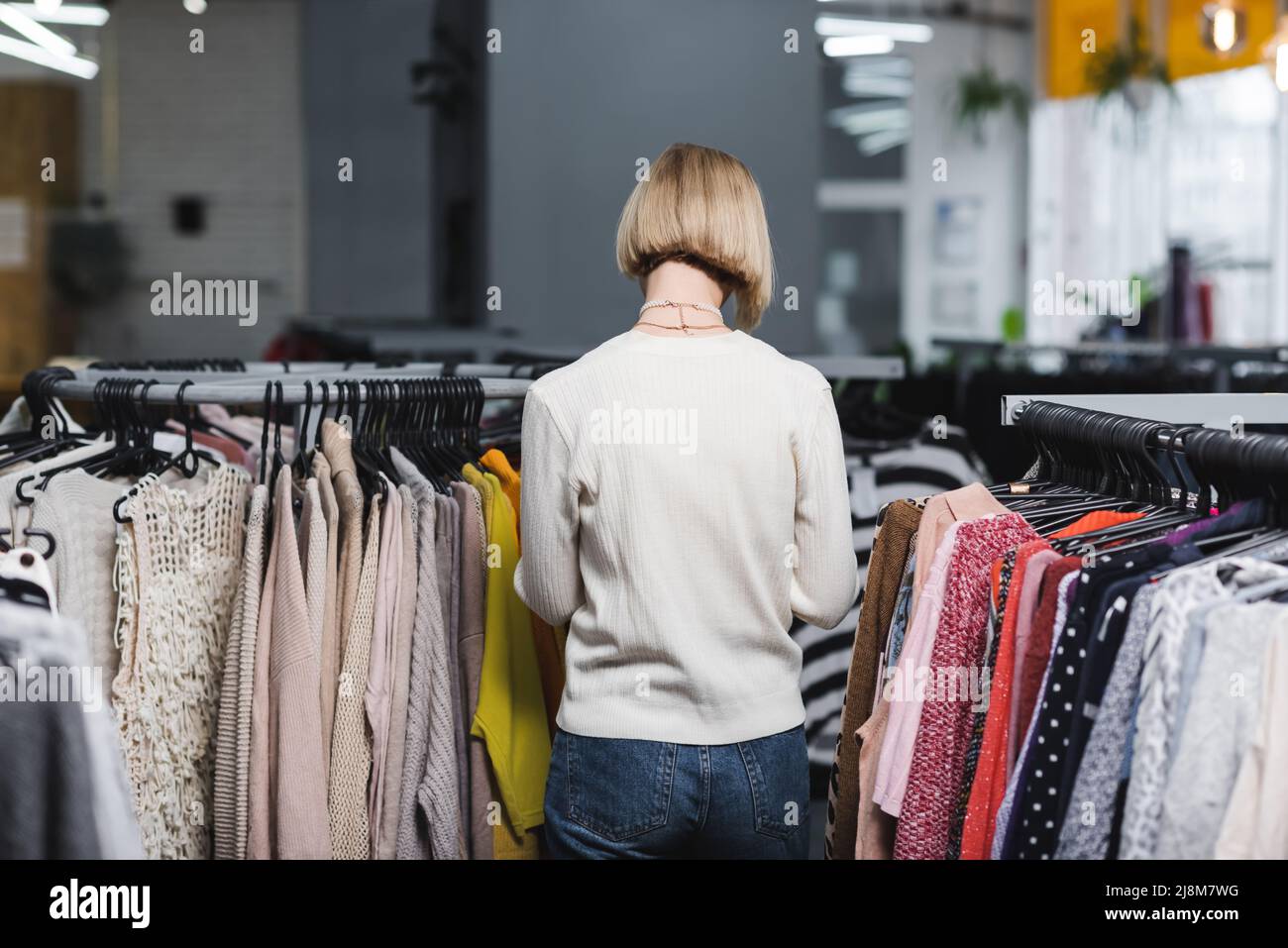 Woman back view vintage clothes hi-res stock photography and images - Alamy