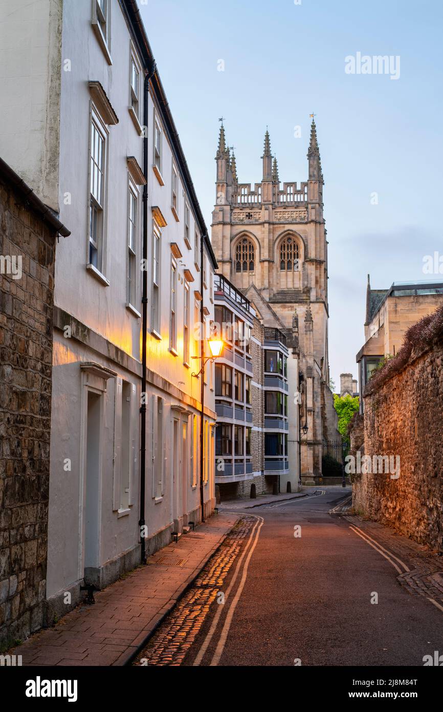 Magpie lane hi-res stock photography and images - Alamy