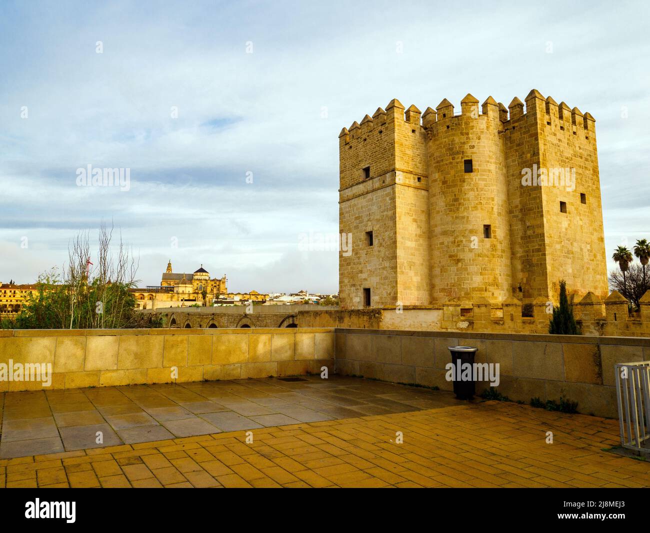 Torre De Calahorra (Calahorra Tower) fortified gate - Cordoba, Spain ...