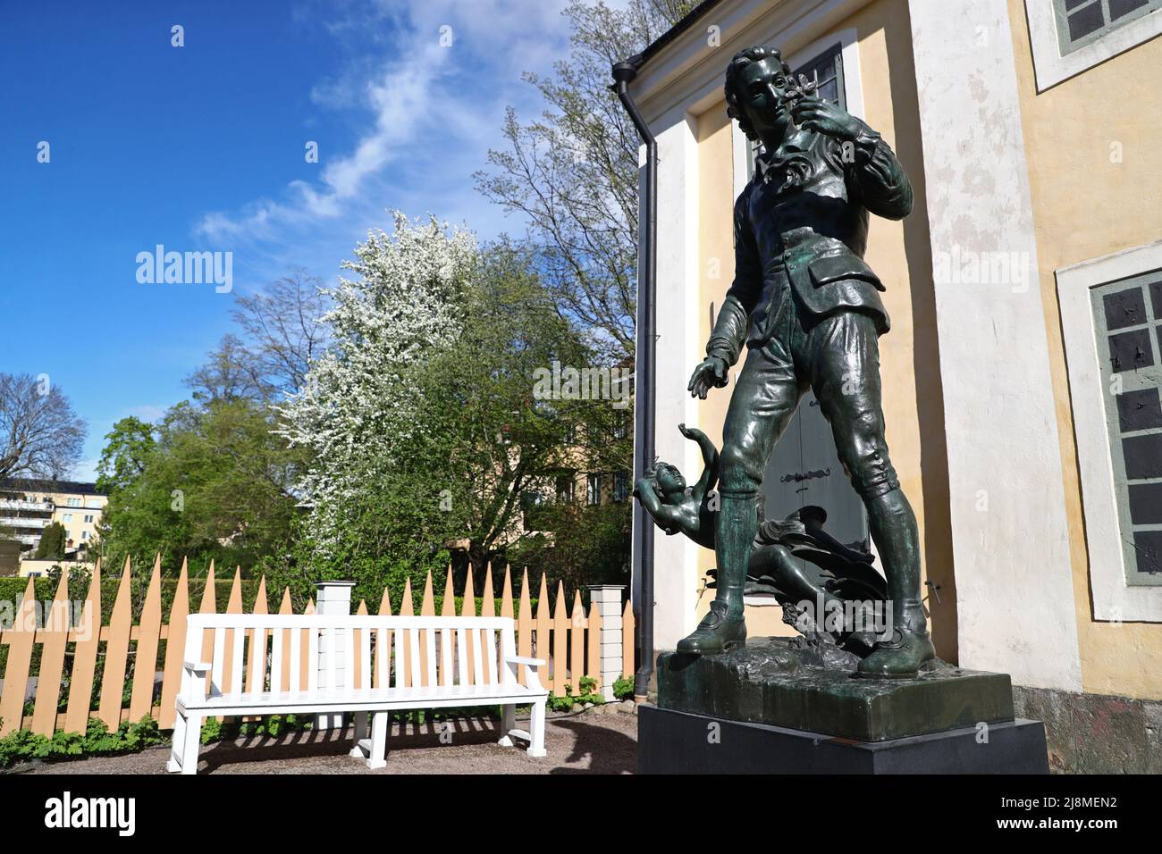 The Linnaeus Garden is a botanical garden at Svartbäcksgatan in Uppsala ...