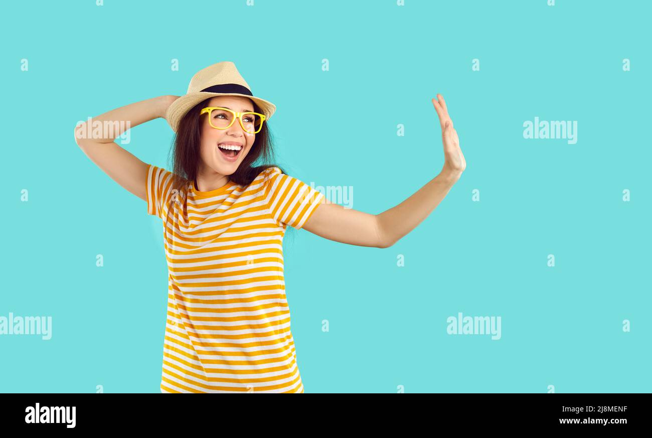 Woman dance hi-res stock photography and images - Alamy