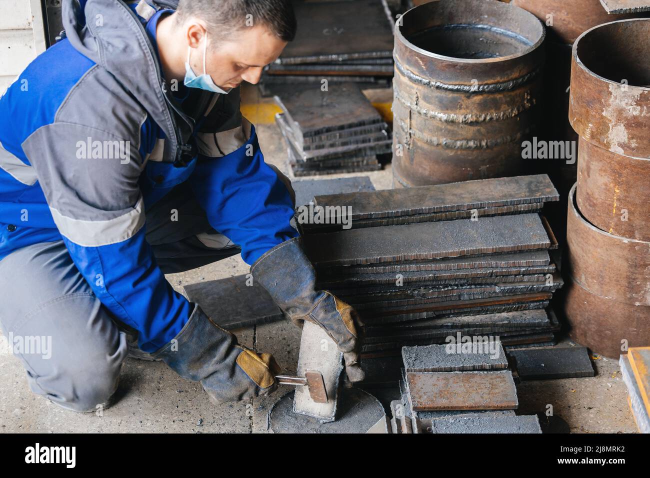 Work scale hi-res stock photography and images - Alamy