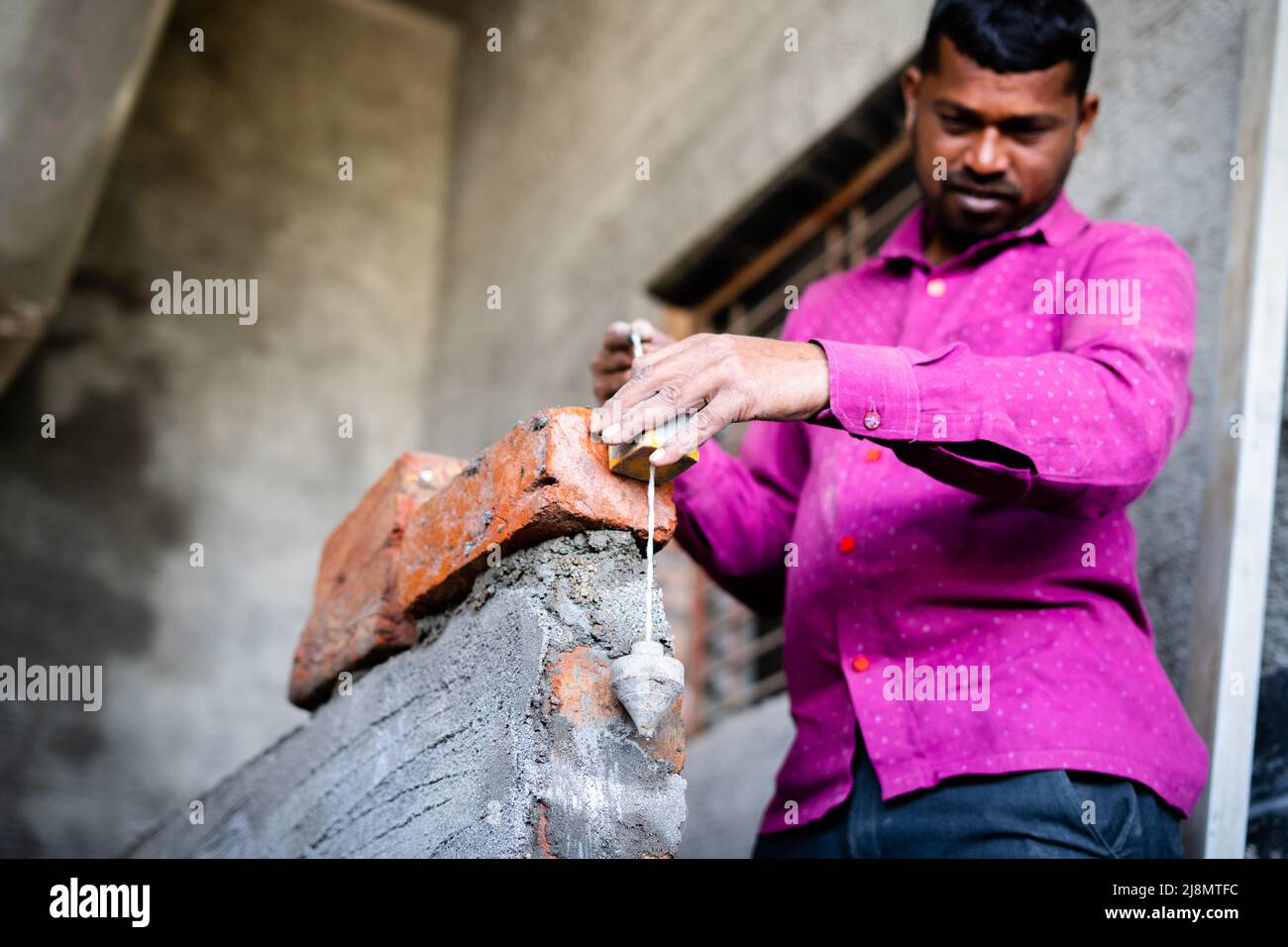 Plumb bob hi-res stock photography and images - Alamy