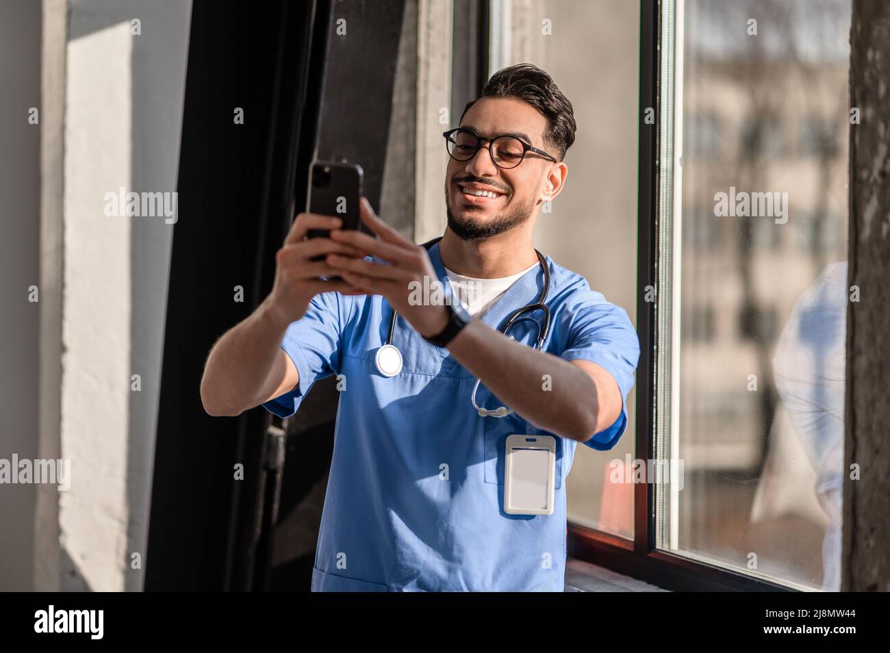 Doctor selfie hi-res stock photography and images - Alamy