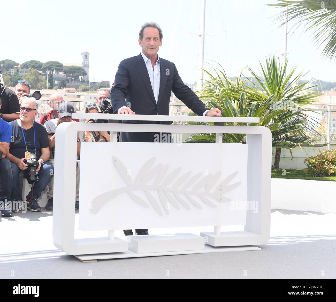 Cannes, France. 17th May, 2022. French actor Vincent Lindon attend the ...