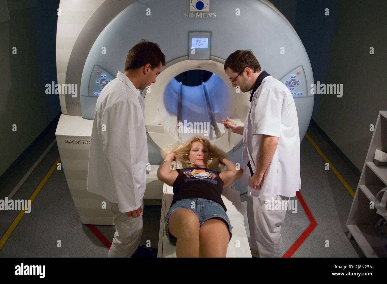 Electromagnetic resonance hi-res stock photography and images - Alamy