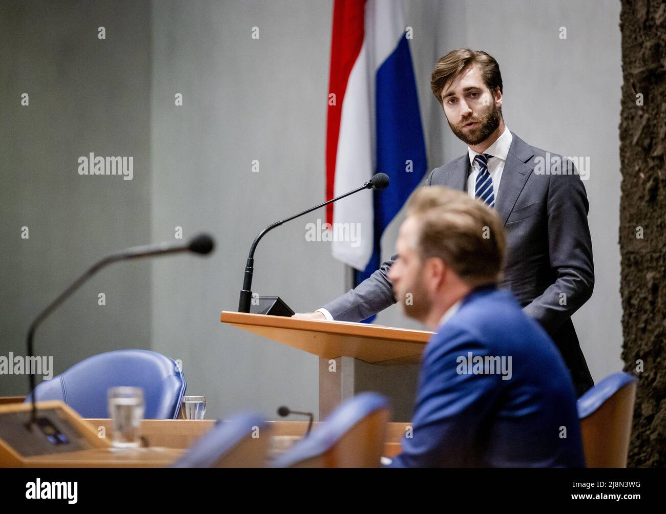 2022-05-17 14:38:55 THE HAGUE - Freek Jansen (FvD) and Hugo de Jonge ...