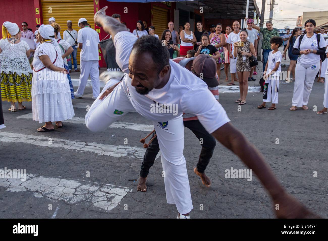 Combat de capoeira hi-res stock photography and images - Alamy