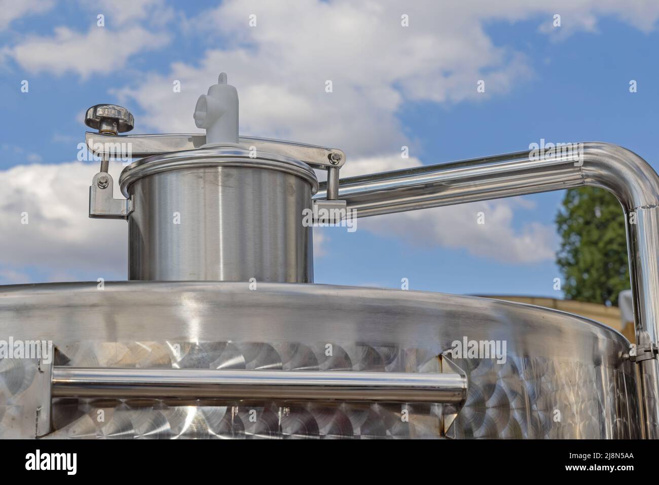 Closed Top Lid With Vent Cistern Tank Wine Beverage Distillery ...