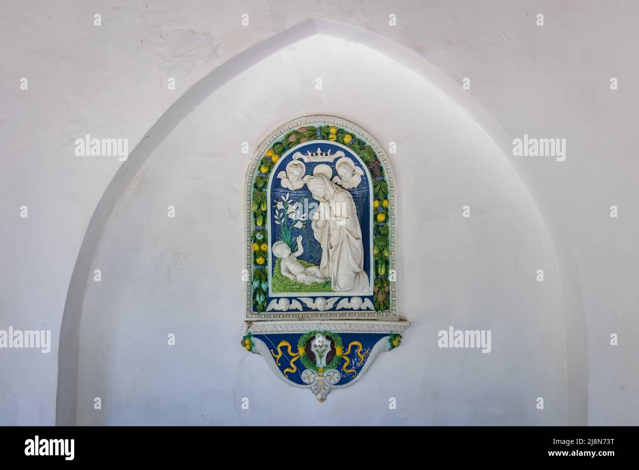 Religious decor over silver well in Palace architectural park and ...