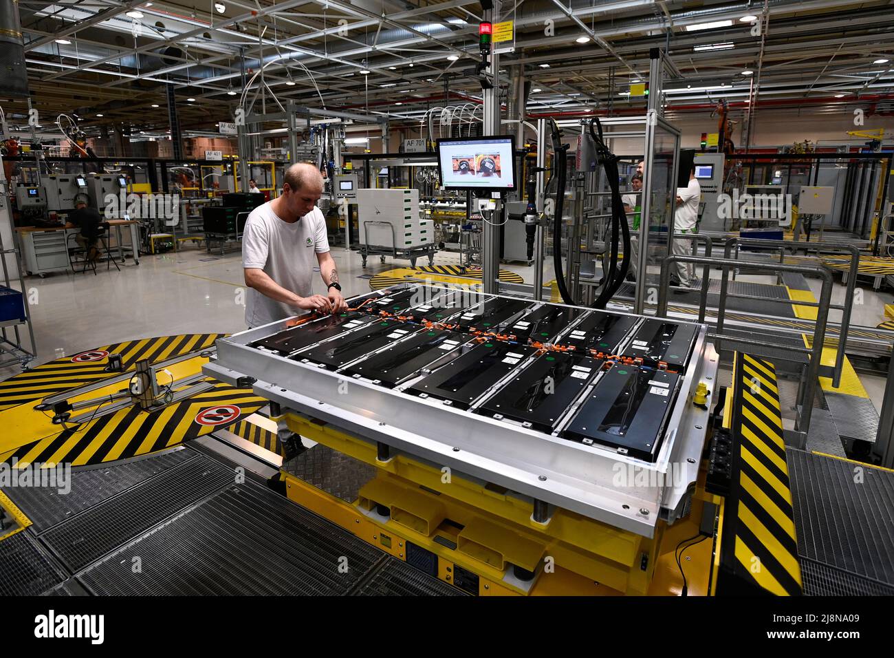 Battery systems hi-res stock photography and images - Alamy