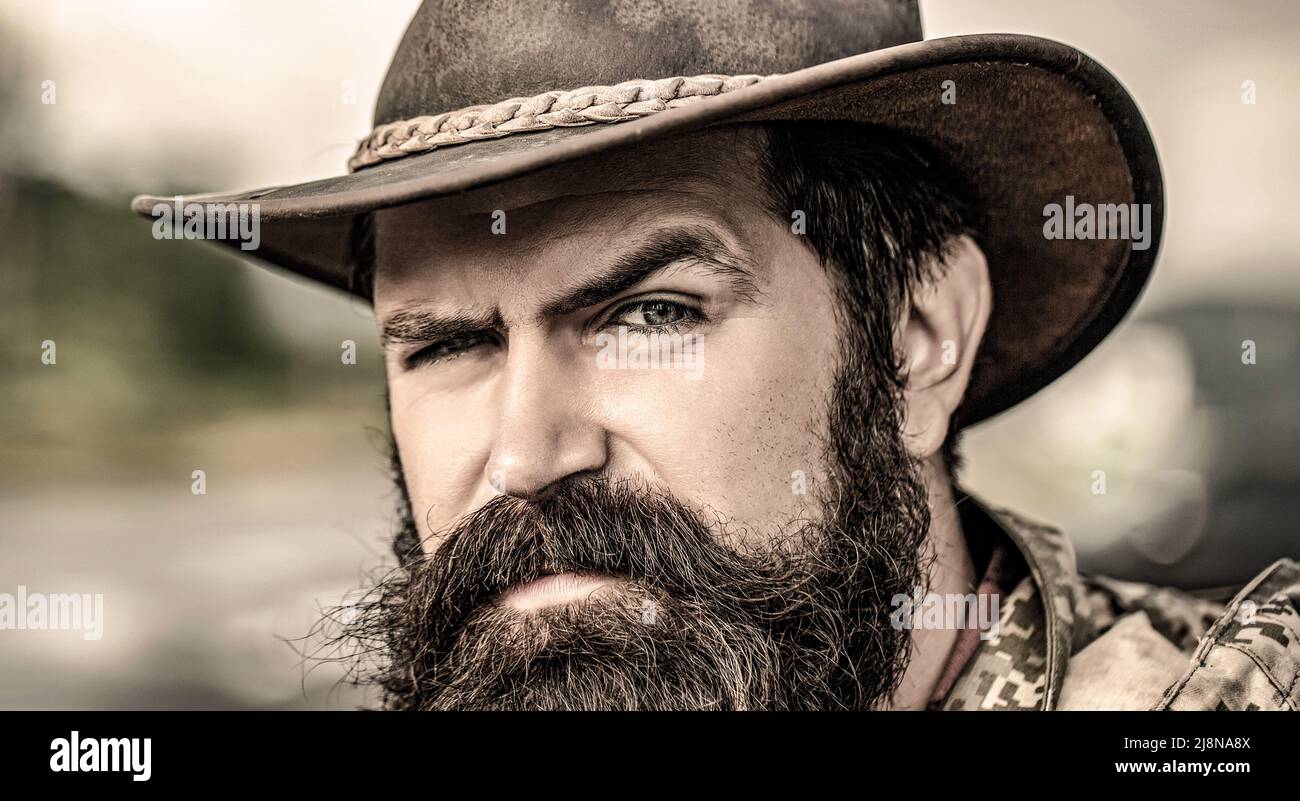 Wearing brown stetson hat hi-res stock photography and images - Alamy