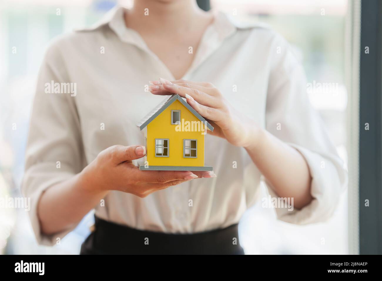 Real estate cover hi-res stock photography and images - Alamy