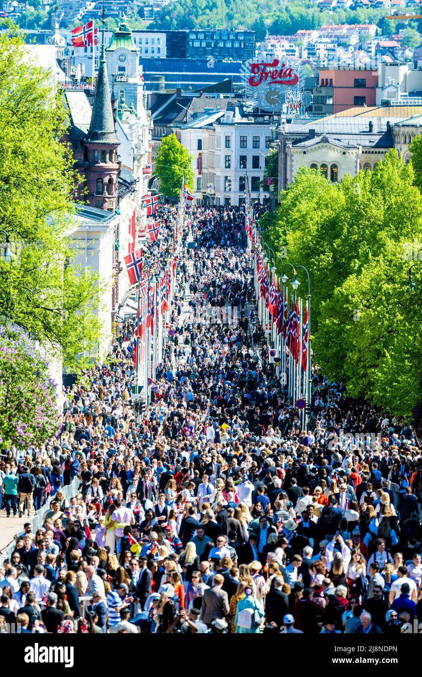 The celebrations of the National Day at the Palace Balcony in Oslo ...