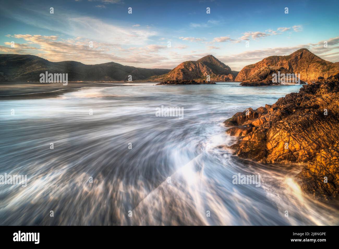 Whatipu Beach late afternoon sun, Waitakere ranges, Auckland, Credit ...
