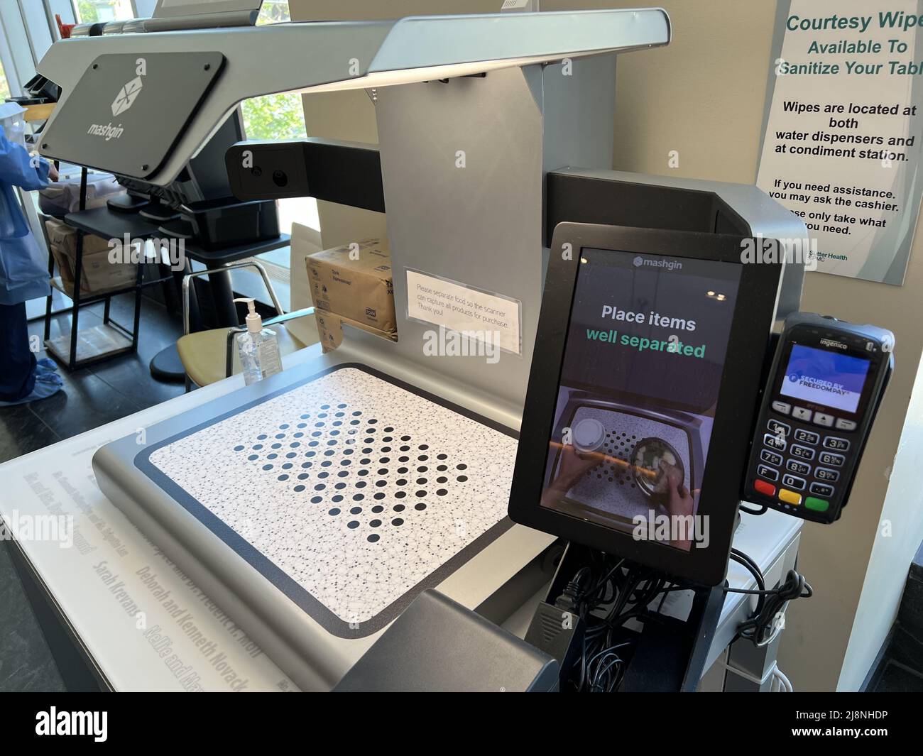 Mashgin touchless self checkout system in San Francisco, California ...