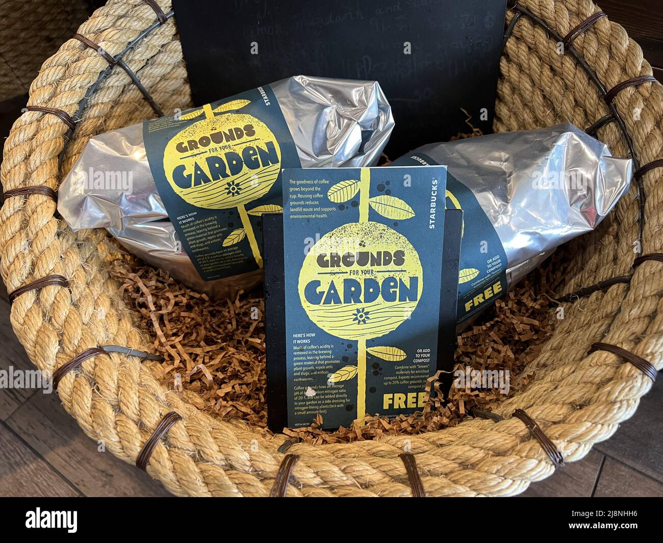 Grounds for your garden starbucks hi-res stock photography and images ...